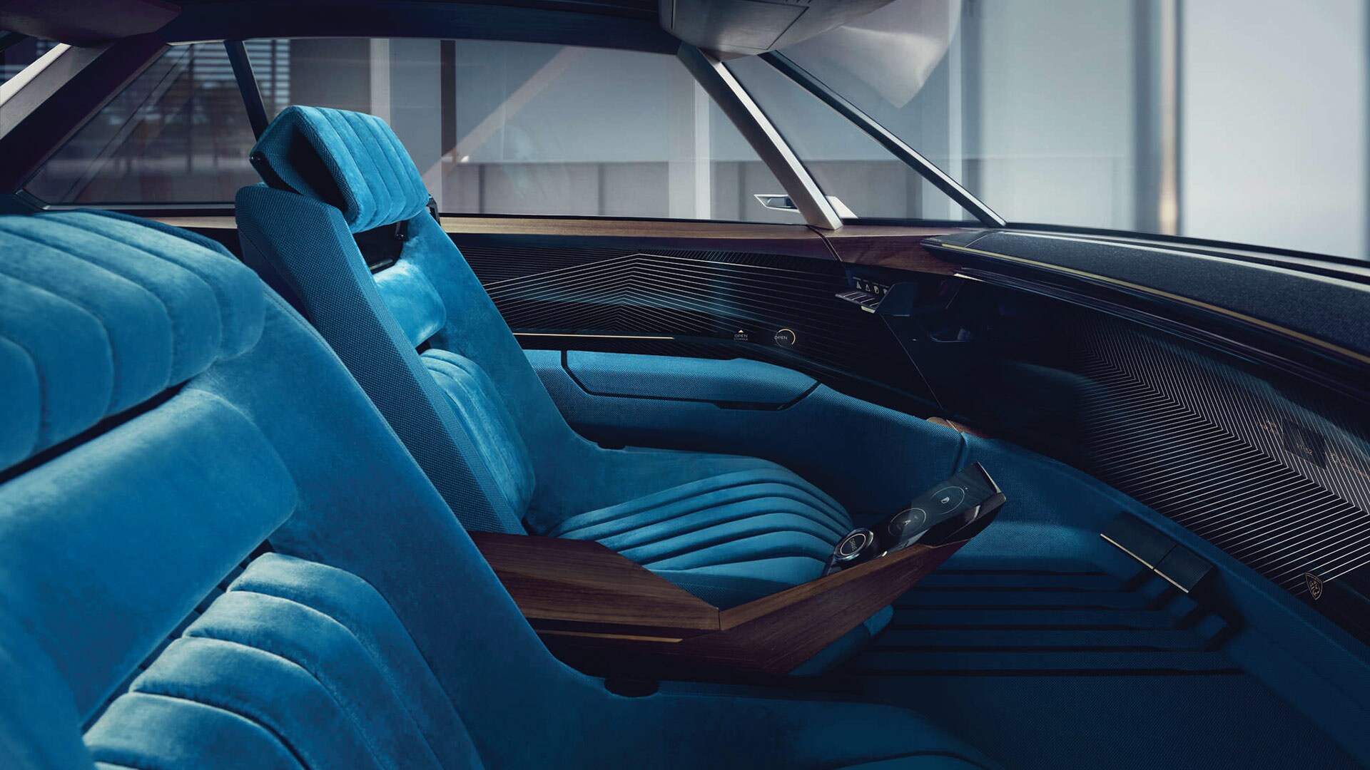 Peugeot 504 electric concept store