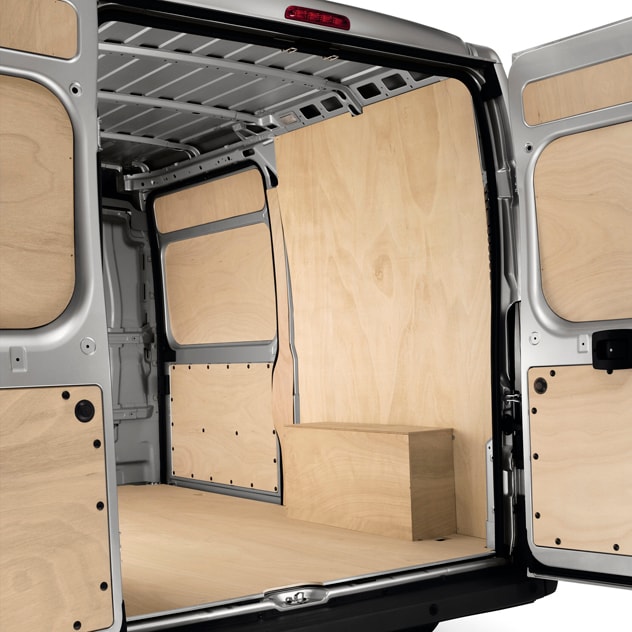 PEUGEOT E-BOXER & BOXER: der Transporter mit Elektro- oder Dieselmotor